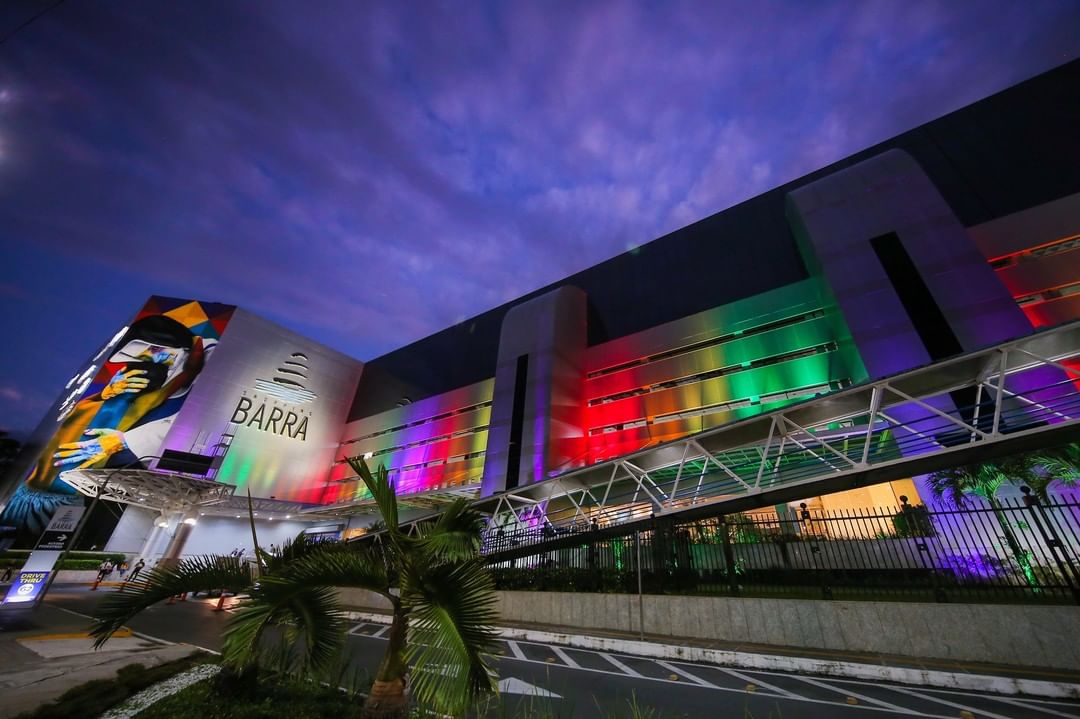 Shopping Barra recebe iluminação colorida em apoio ao respeito à ...